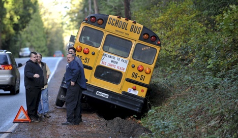 Suquamish Elementary students safe after bus stuck in ditch | Kitsap ...