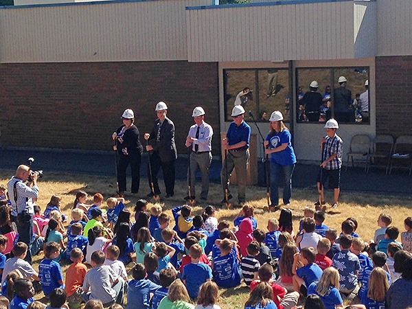 Ground broken for Silverdale Elementary renovation | Kitsap Daily News