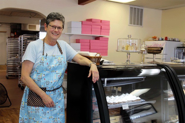 Fat Apple Bakery opens downtown | Kitsap Daily News