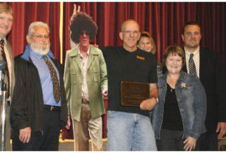 Cougar Valley renames gym to honor Eklund | Kitsap Daily News