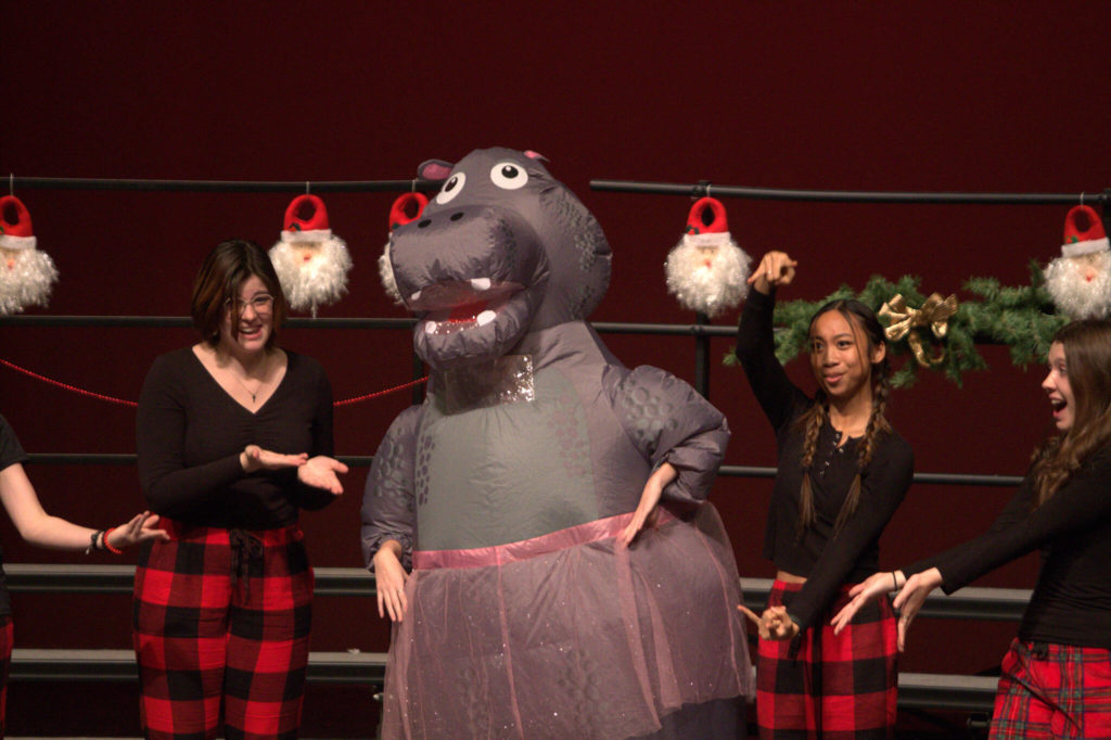 SK students usher in holidays with ASL Winter Performance | Kitsap ...