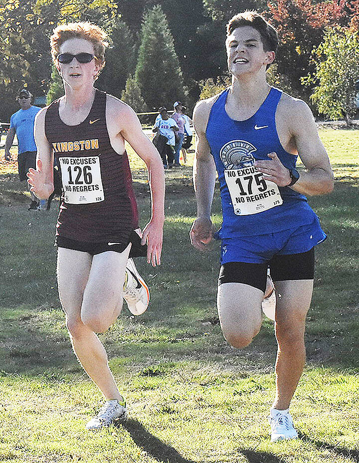 XC teams battle at Battle Point | Kitsap Daily News