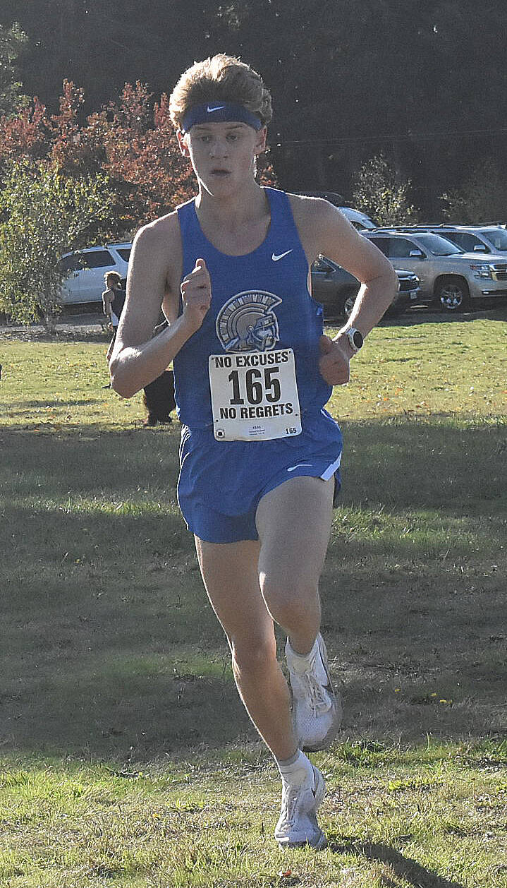 XC teams battle at Battle Point | Kitsap Daily News
