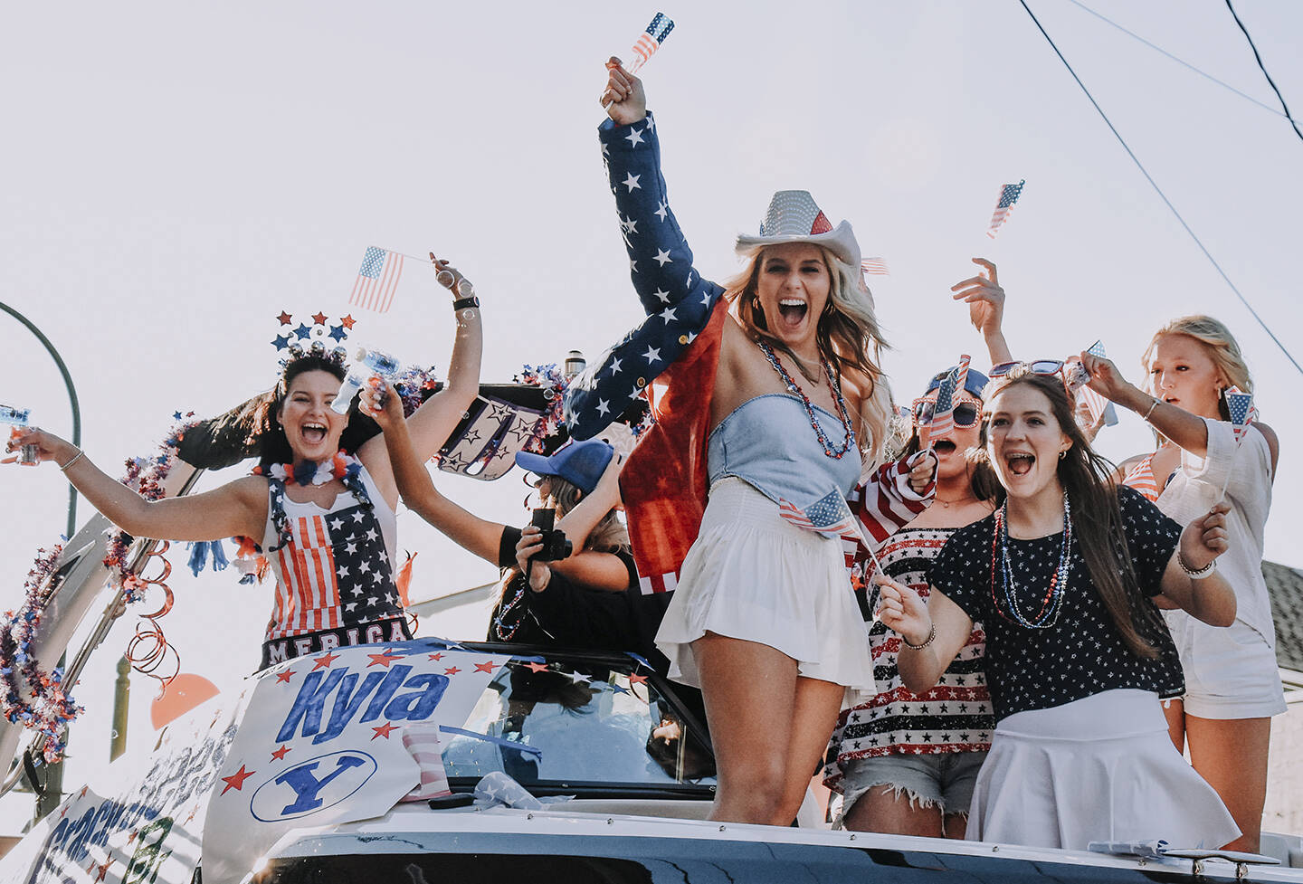 Port Orchard celebrates grads in SK Senior Parade | Kitsap Daily News